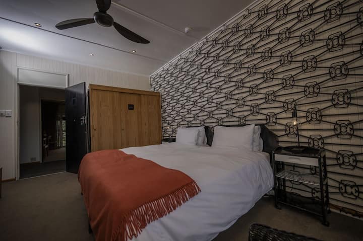 Twin Artist Room With Shower - Graskop