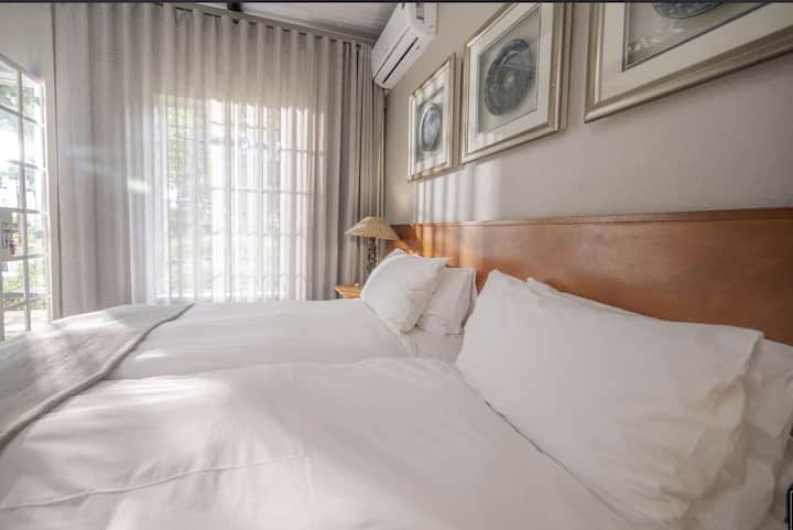 Family Garden Room (2 Adults + 2children) - Graskop