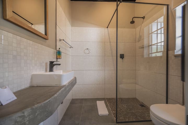 Family Garden Room (2 Adults +1 Child) - Graskop