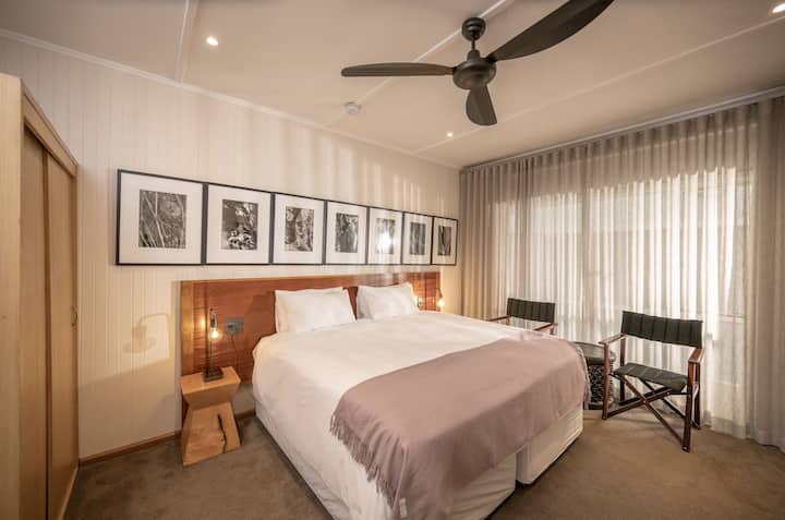 Twin Artist Room (Shower Over Bath) - Graskop