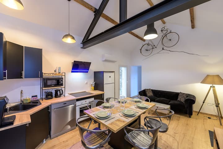 Le Rocher Des Dentelles - Proche Du Mont-ventoux - Beaumes-de-Venise