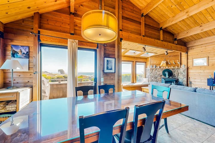 Ocean-view Home With Hot Tub, Dogs Welcome - Sea Ranch, CA