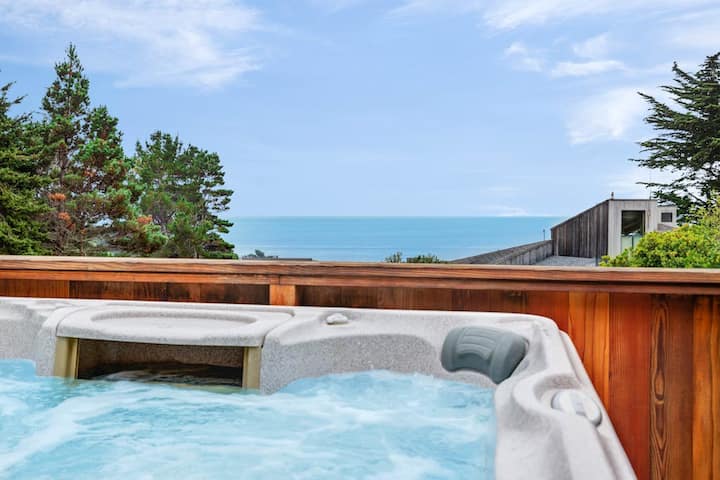 Sea-view Retreat, Dogs Welcome - Sea Ranch, CA