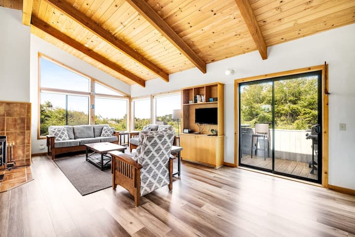 Hilltop Home With Private Hot Tub - Sea Ranch, CA