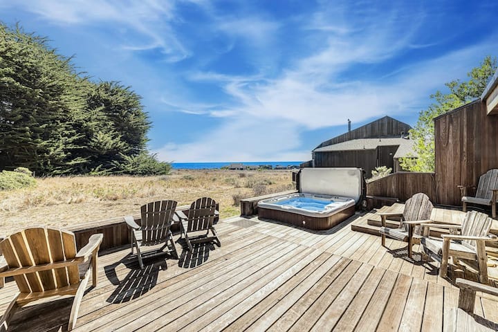Seaside Compound With Private Hot Tub - Sea Ranch, CA