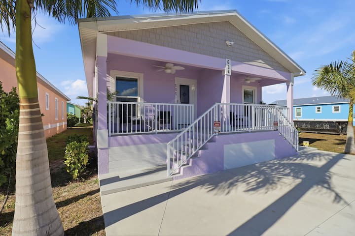 New! Charming Lilac Cottage 111 - Punta Gorda, FL