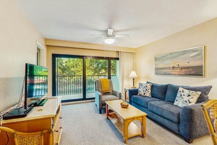 Spacious 2br Waterview 2nd-floor | Balcony - Naples, FL