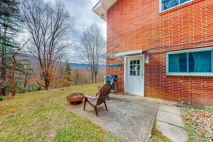 Remodeled Mtn Studio Near Downtown W/firepit & Ac - Waynesville, NC