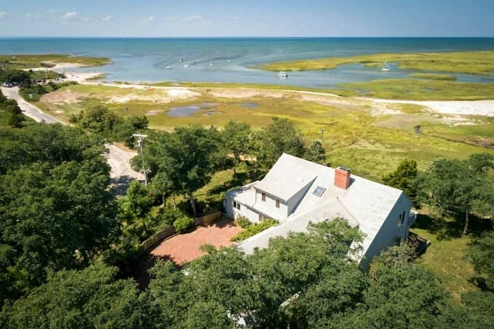 4br Oceanfront Dog Friendly | Balcony | W/d - Eastham, MA