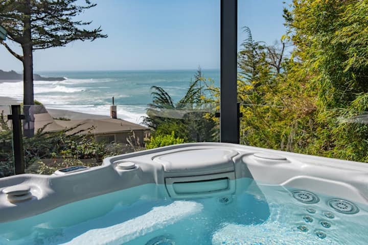 River & Bay View Home With Studio - Gualala, CA