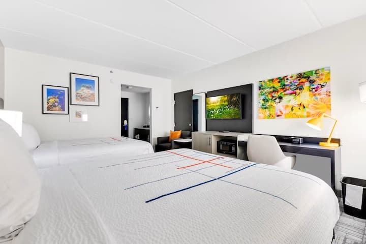 La Quinta Jacksonville Mandarin | Family Room - Jacksonville, FL