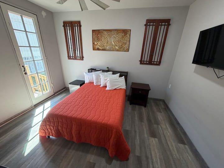 Germantown Inn & Lounge - Hermann, MO