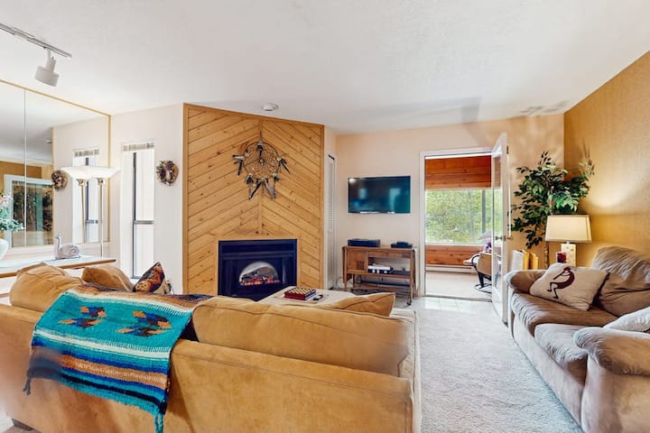 Cute Condo W/ , Electric Fireplace, And Resort Ame - Angel Fire, NM