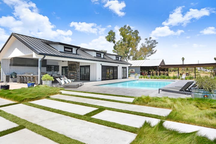 The Carneros Vineyard Estate Pool + Outdoor Kitche - Sonoma, CA