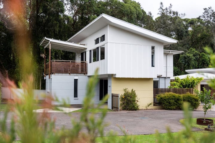 Ocean Hollow Retreat - Ulladulla