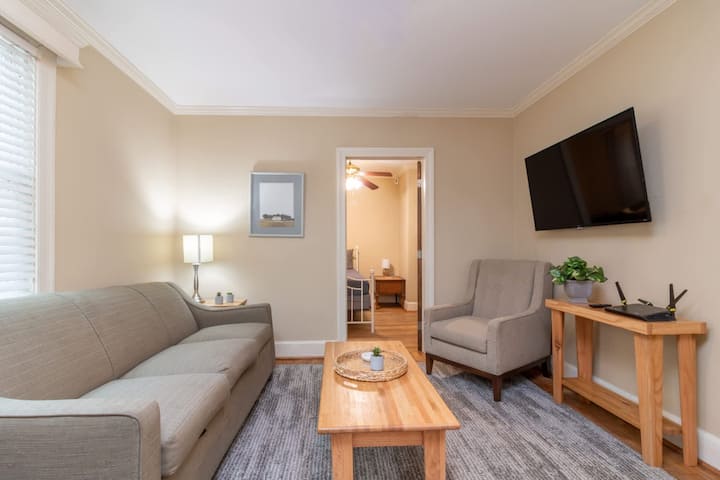 Pool! Near Downtown&parks- The Cozy Guest Cottage - Columbus, GA