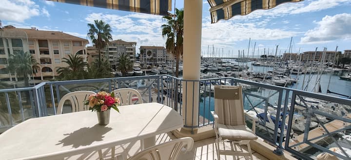 Appartement Vue Mer Sur La Marina De Fréjus - Fréjus