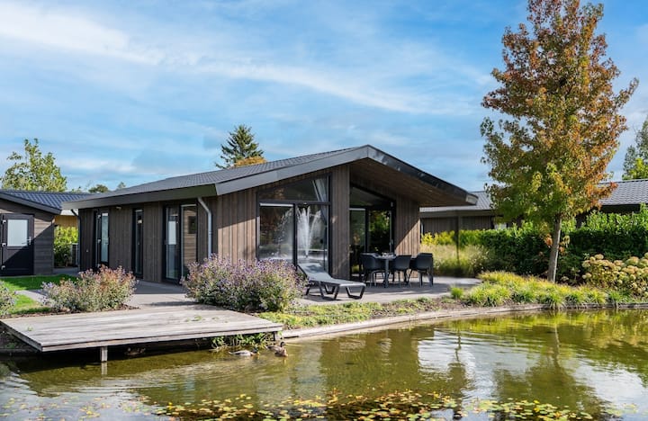 Villa Waterfront Luxury With Hot Tub | 6 Persons - Eindhoven