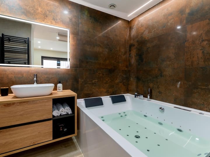 Fl1 Las Flores 1 Jacuzzi. Séville Pour Couples - Sevilla