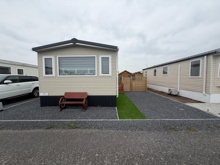 Mobil-home Avec Jardin Et Terrasse (4+2) - Bruges