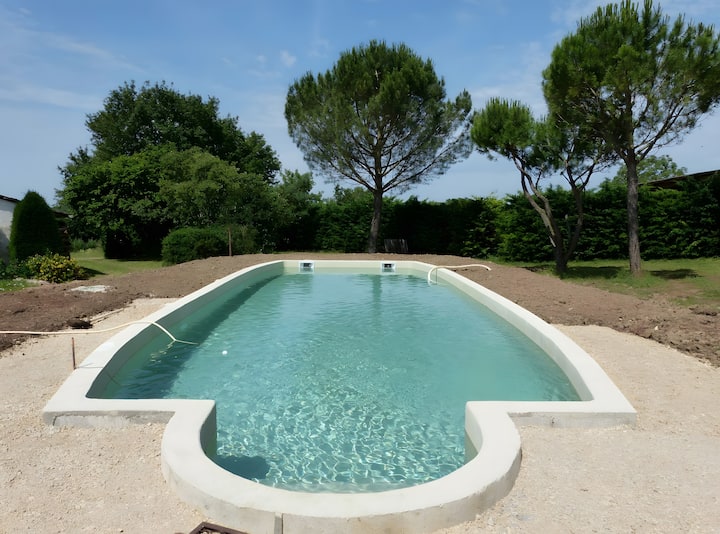 Superbe Maison, Piscine 6 à 10p - Villefranche-de-Rouergue