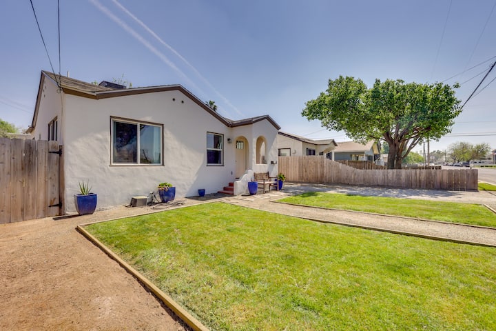 < 1 Mi To Main St Hanford! Home W/ Outdoor Space - Hanford, CA