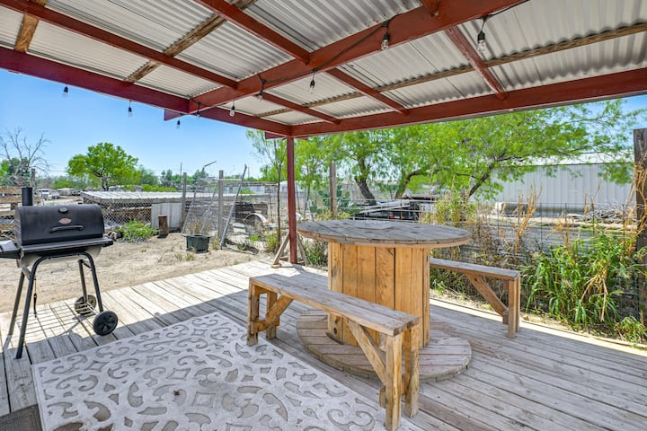 Under 1 Mi To Town! Family Home In Crystal City - Crystal City, TX