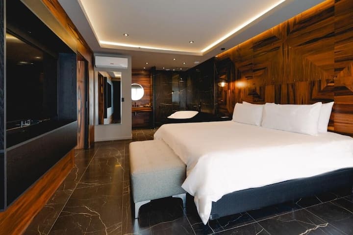 Unwind In A Nature-inspired Room W/ Pool Access - Río Cuarto