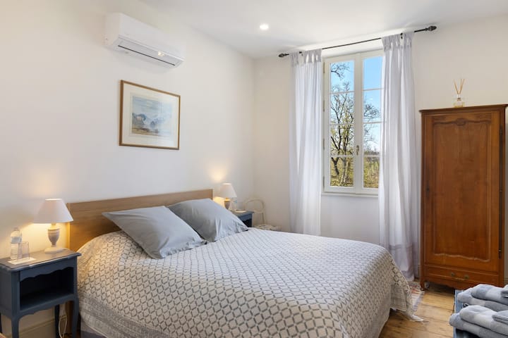 Chambre Bleue - Aubeterre-sur-Dronne