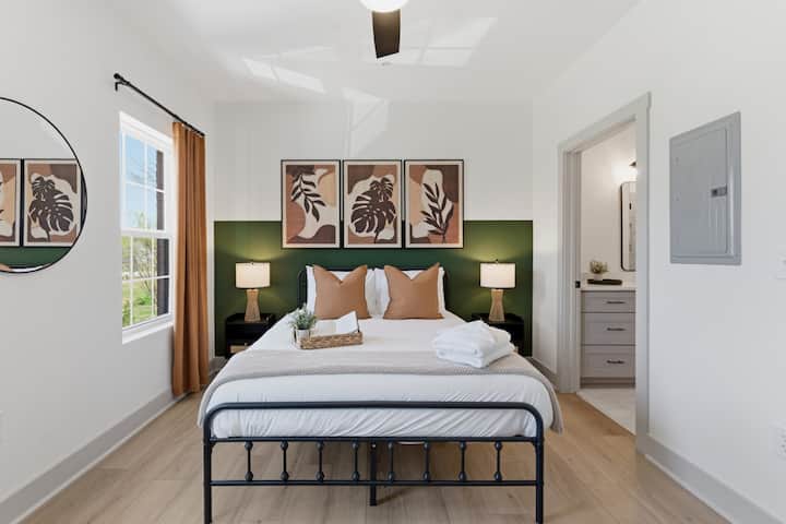 Downtown Loft / Patio + Rooftop - W/d + Wifi - Murfreesboro, TN