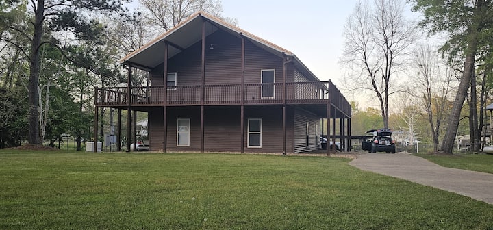 Waterfront 2br Retreat W/ Private Dock - Columbus, MS