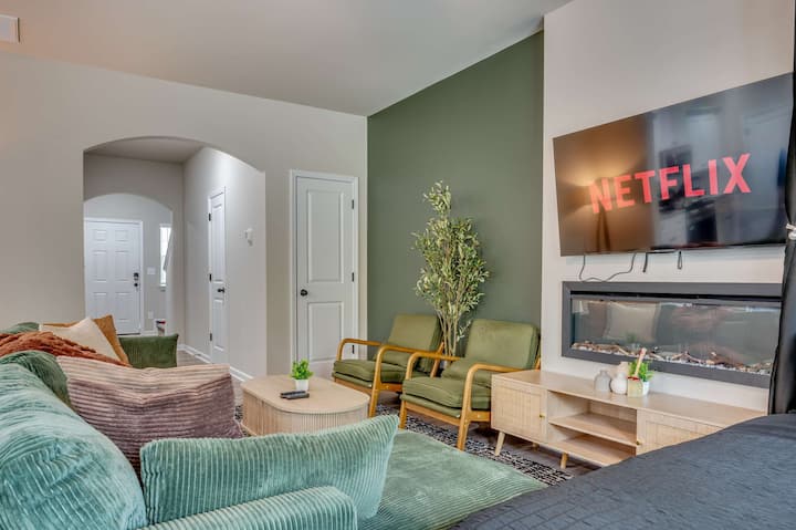 5br Townhouse | King Bed | Garage | Mtn Island - Charlotte, NC