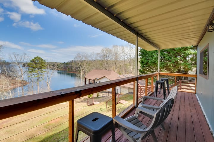 Hike & Fish: Lake Keowee Retreat W/ Shared Dock! - Clemson