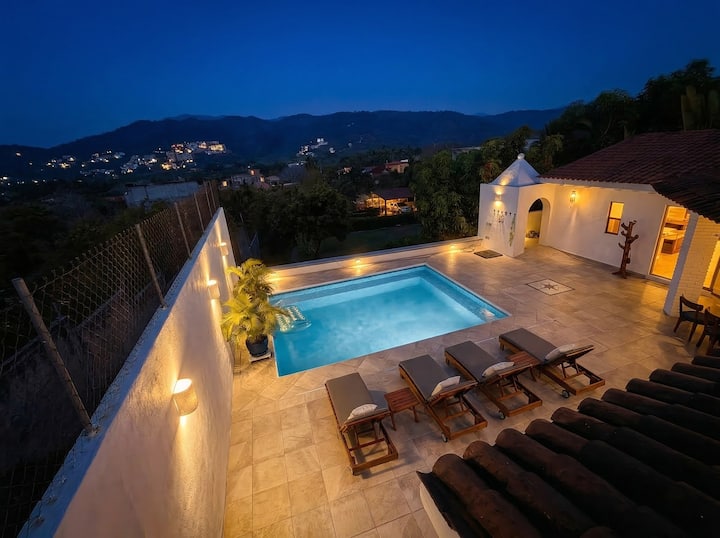 Overlooking Villa In Punta Marina At Playa La Ropa - Zihuatanejo