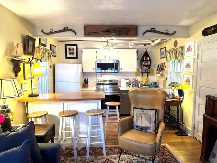 2br Historic District Gem W/parking Near City Dock - Annapolis, MD