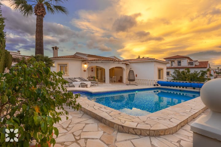 Villa Dos Palmeras By Abahana Villas - Calpe