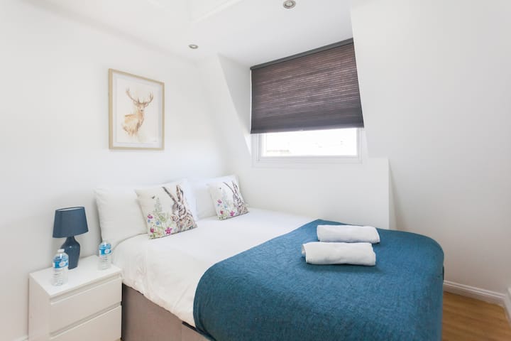 Suite-salle De Bain Privée-6 - London, UK