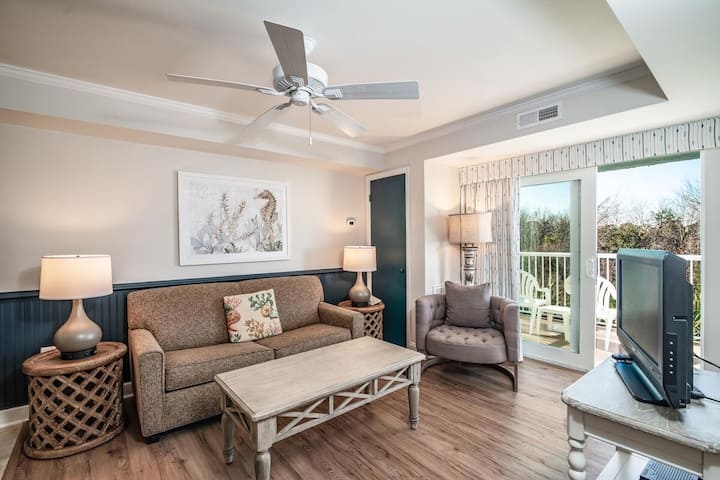 2 Private Balcony Suites Near Murrells Inlet Fun - Murrells Inlet, SC