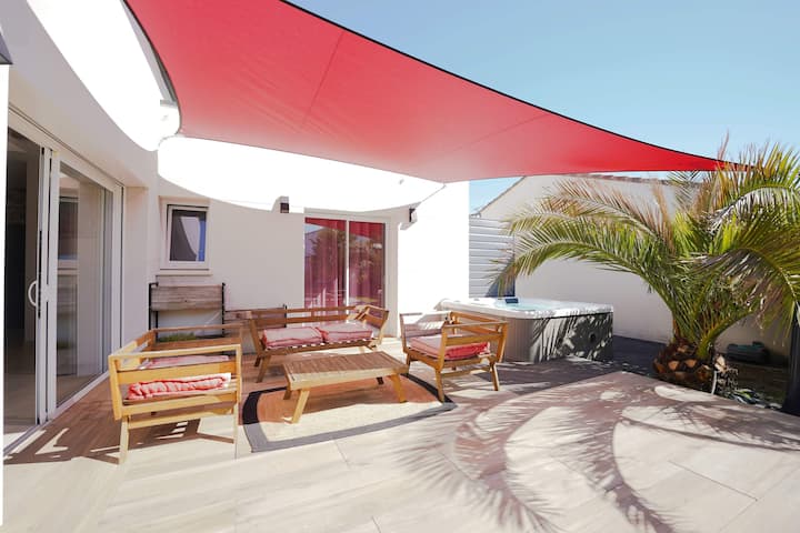 Villa 3 Chambres Avec Jacuzzi - La Mothe-Achard