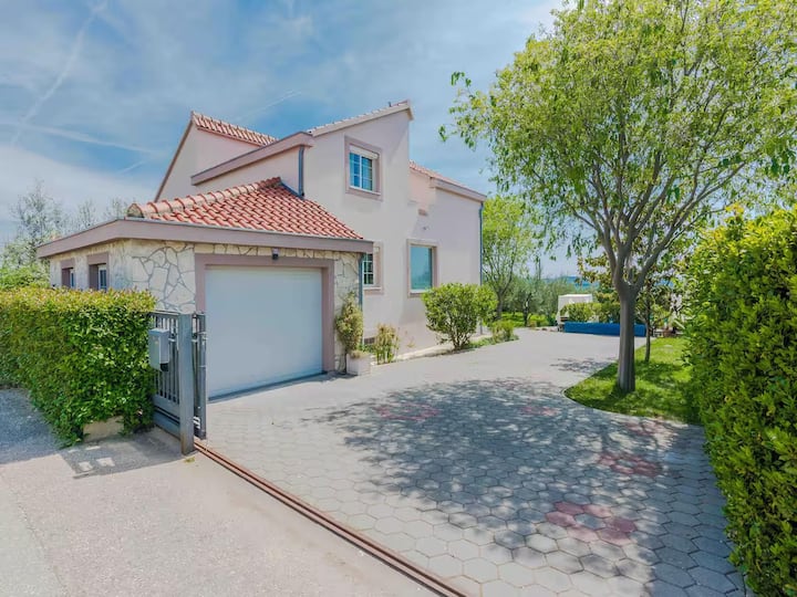 Villa De Luxe Dalmate Avec Piscine - Zadar