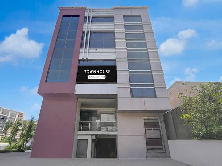 Maison De Ville, Gare De Sitapur - Sitapur