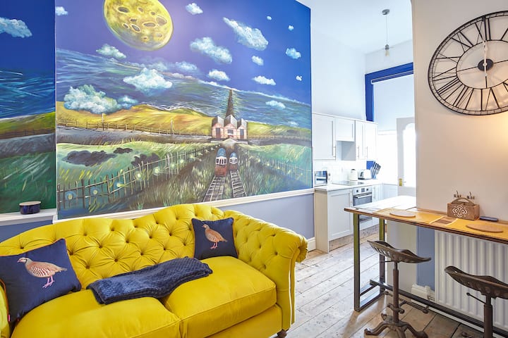 Host & Stay | The Zeta - Saltburn-by-the-Sea
