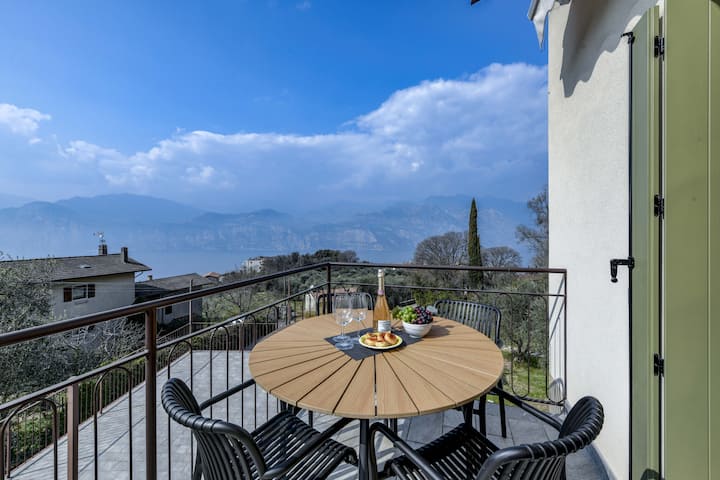 Mgh- Malcesine Panoramic Lakeview Apartment - Malcesine
