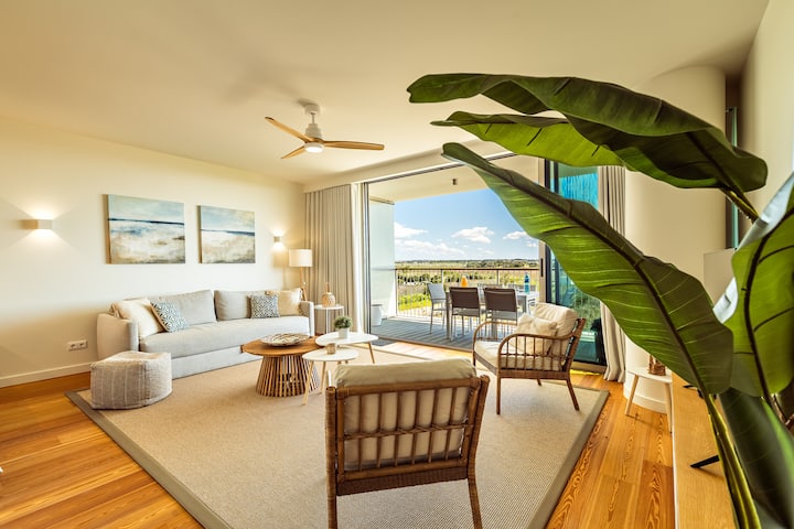 Bayline Beachfront Apartment | Pools, Spa & Gym - Armação de Pêra