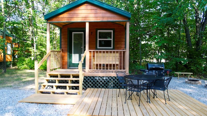 Studio Lodge - Interlochen, MI