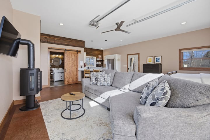 Little Pine Cottage - Hamilton, MT