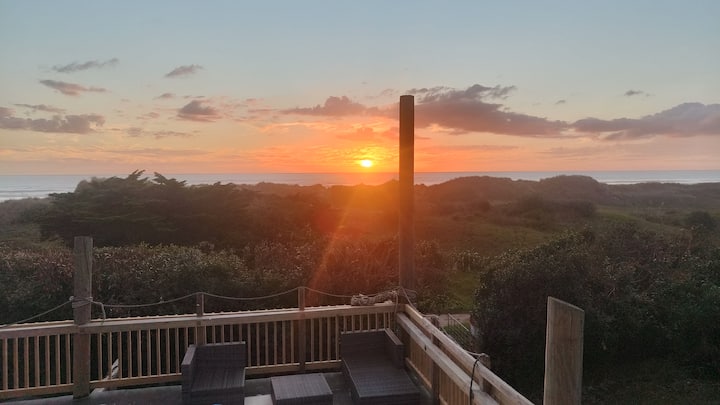 Ocean Dunes Retreat - Sauna & Spa - Awanui