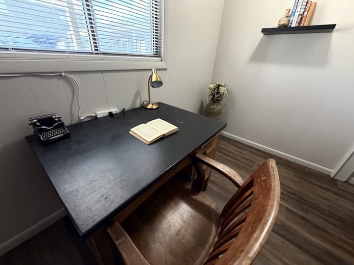 The Writer's Room At The Cedar - Port Clinton, OH