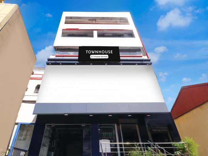 Super Townhouse Bank Plus Dhanbad - Dhanbad