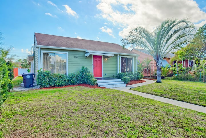 Sleeps 12 - House + Guest Apt - Plenty Of Parking - West Palm Beach, FL